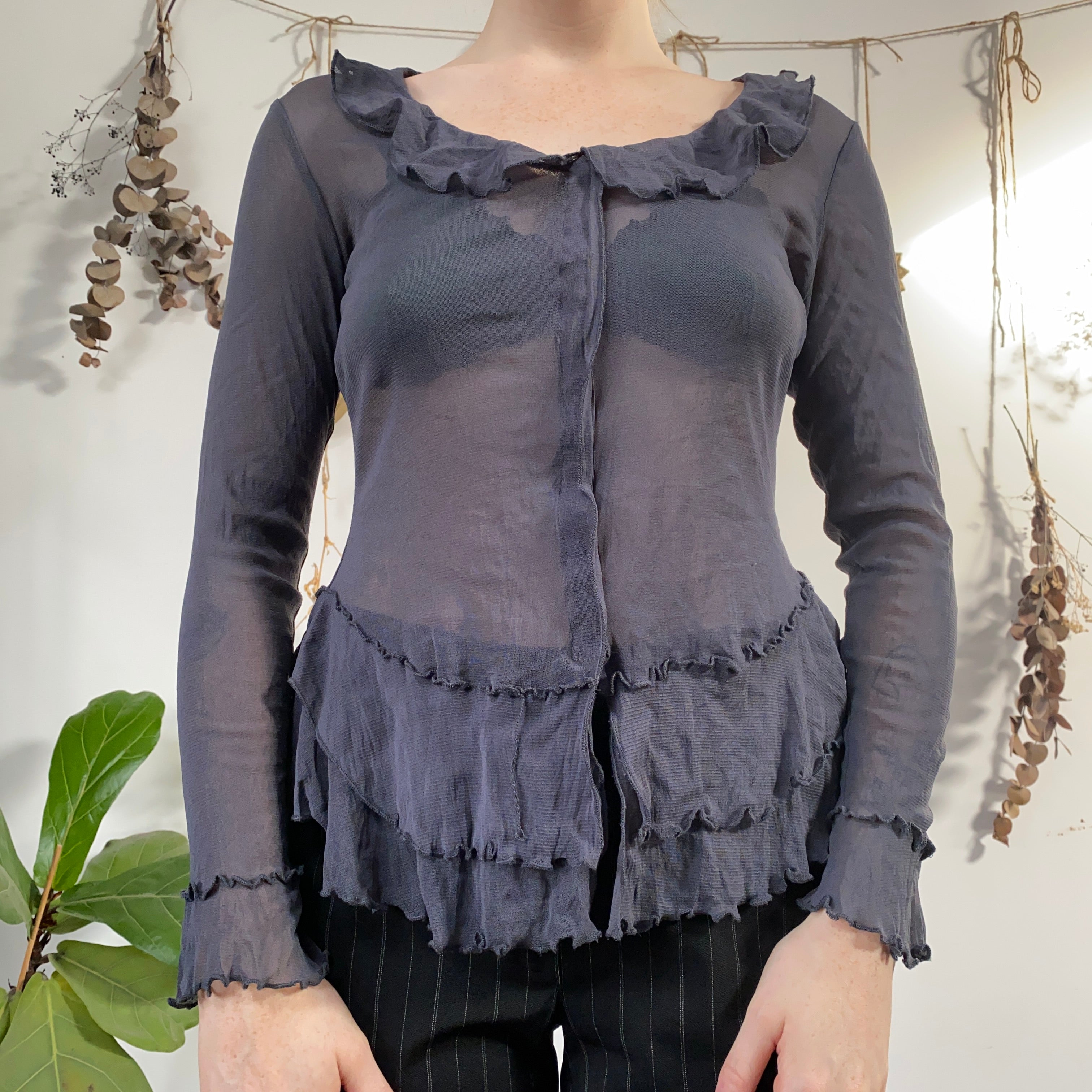 Grey mesh top - size M/L – Of Earth Vintage
